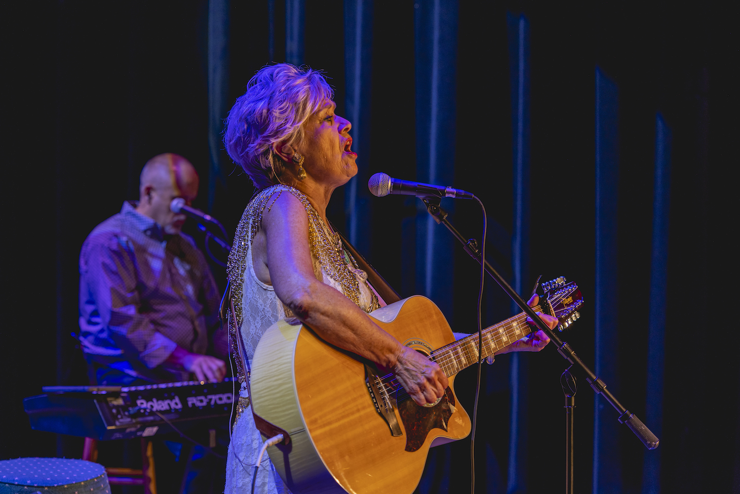 Don’t Worry About Janie Fricke: She’s Going Strong at the Old Town ...