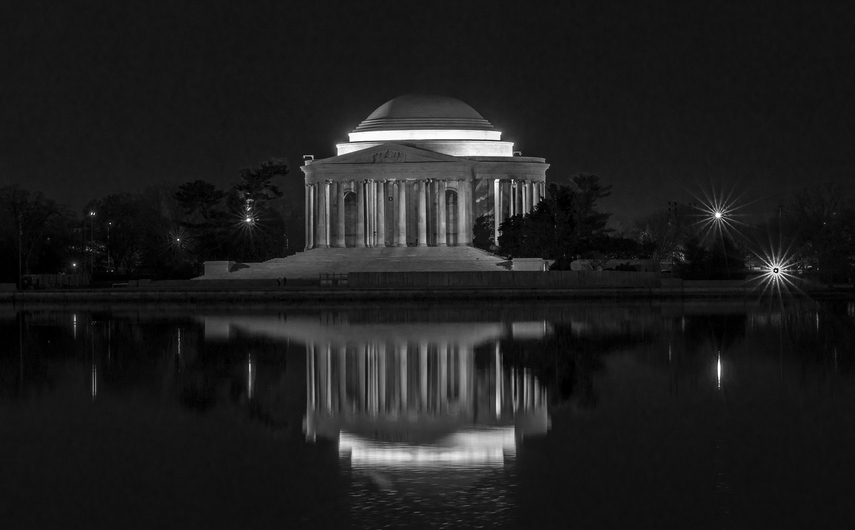 Jefferson Memorial at Night – Center for Law, Engagement, and Politics