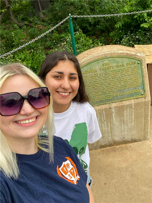 The Bizarre Tale of Treaty Oak’s Poisoning in Austin – Center for Law ...